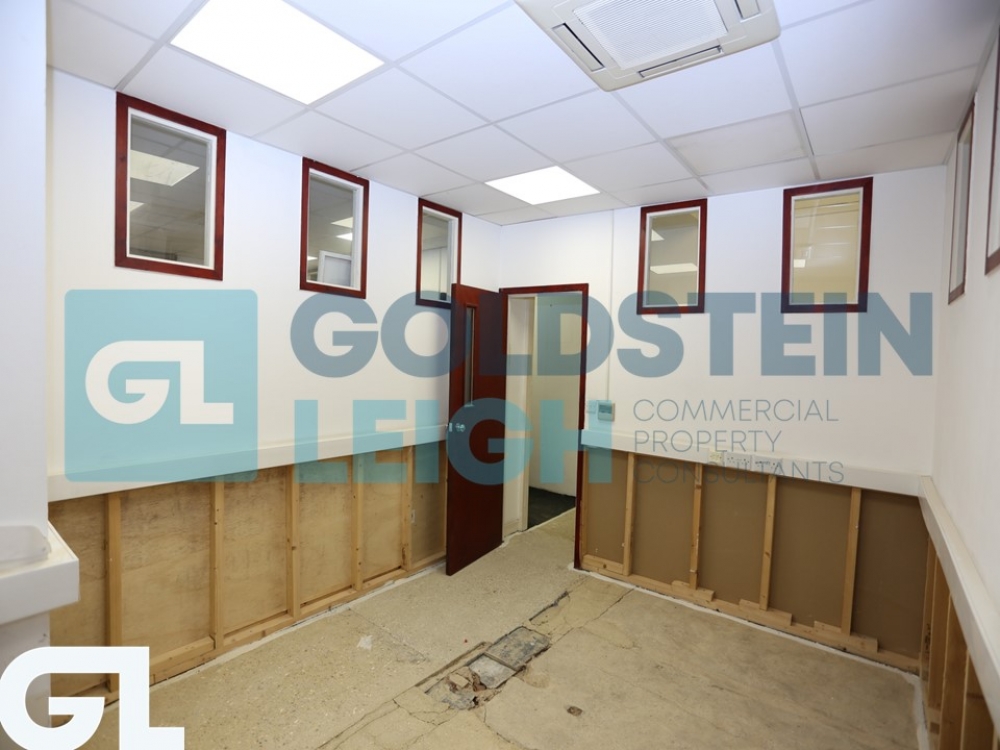 Freehold Mixed Use Unit - 88 Edgware Way, Edgware HA8 8JS - Goldstein Leigh